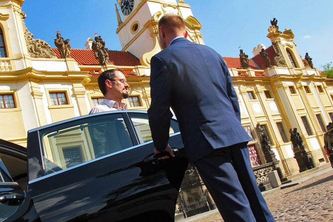 Private transfer: Prague to Vienna - FAQs