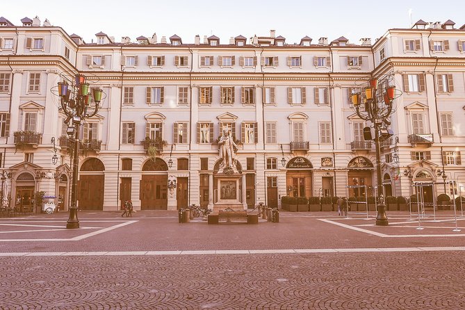 Reggia di Venaria and Rivoli 's Castle - FAQs
