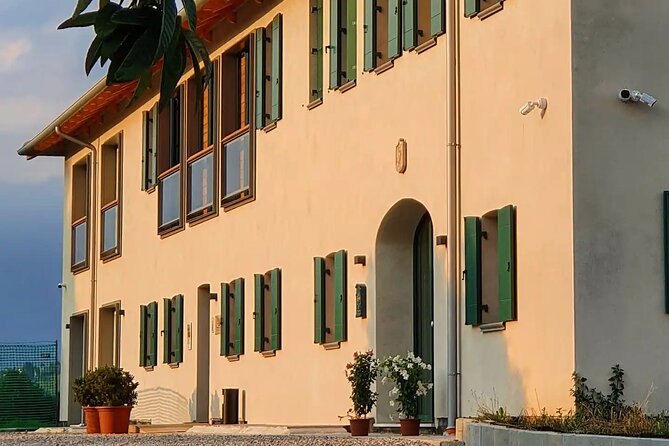 Romantic Evening Tasting with the Best Prosecco - FAQ