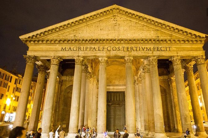 Rome by night semi-private: Spanish step,Trevi fountain, Pantheon, Navona square - The Sum Up