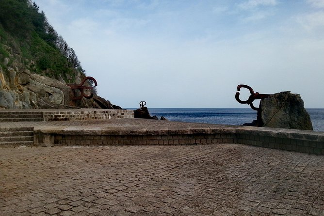San Sebastian Highlights Private City Tour with Hotel Pick up - FAQ