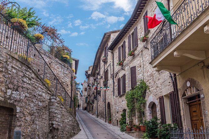 Spello, Roman mosaics and Renaissance masterpieces  Private Tour - FAQ