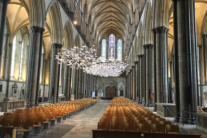 Stonehenge & Salisbury Cathedral: Private Day Trip from London - Visiting Woodhenge and Salisbury Market