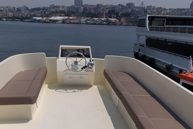 Sunset Cruise on Luxury Yacht in Istanbul Bosphorus - Who Should Consider This Tour?