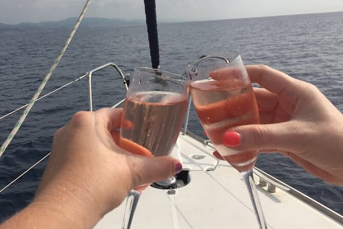 Sunset Sailboat Tour along the Coast with Open Bar - Who Would Love This Tour?