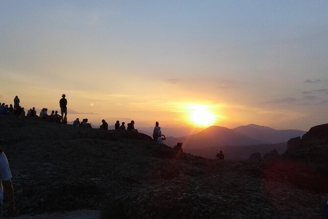 Sunset Tour to Meteora with Photo Stops - Who Should Consider This Tour?