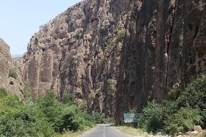 Tatev,Shaki(waterfall),Noravank,Wine tasting,Khor Virap - Final Words
