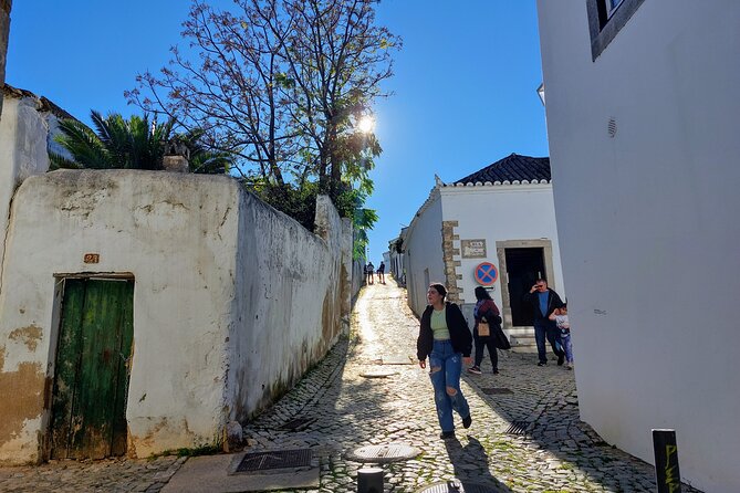 The Essential Algarve Relocation Tour! - How the tour compares to similar experiences