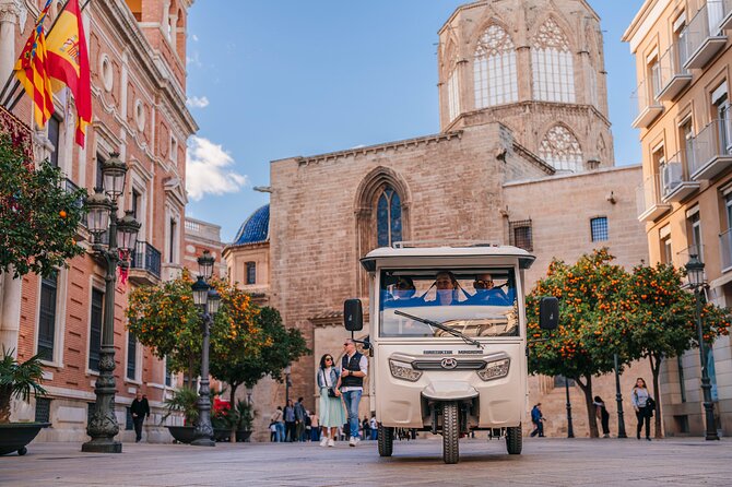 Valencia by Tuk Tuk i: Private tour 1 or 2 hours explore the city - FAQs