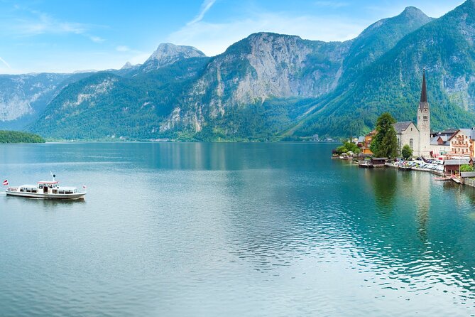 Vienna: small group tour Hallstatt with skywalk, boat, mine - Transportation & Comfort