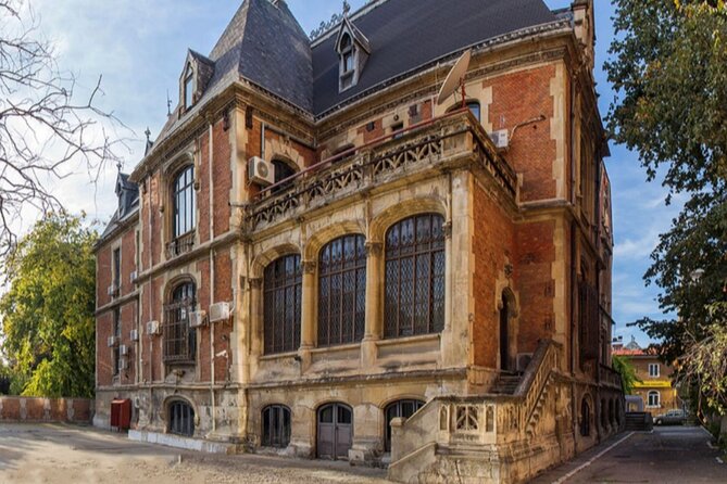 WEDNESDAY and DRACULA Themed Private 5-Day Tour in Romania with Airport Pickup - FAQ