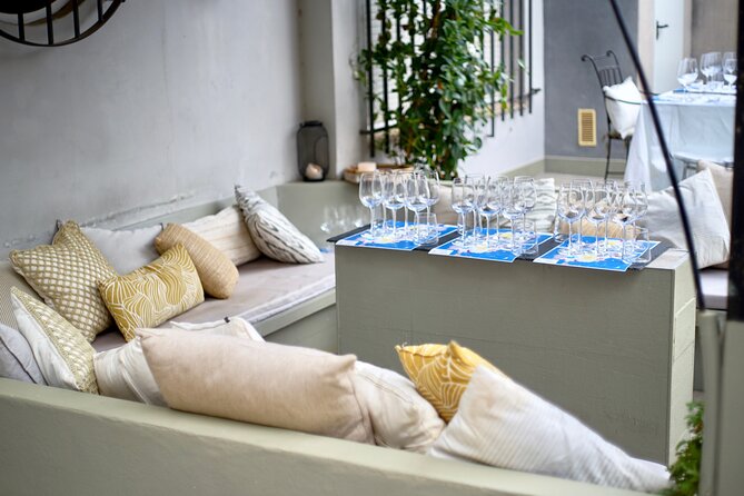 Wine Tasting Experience with a Professional Sommelier in Valencia City Center - The Food and Tapas