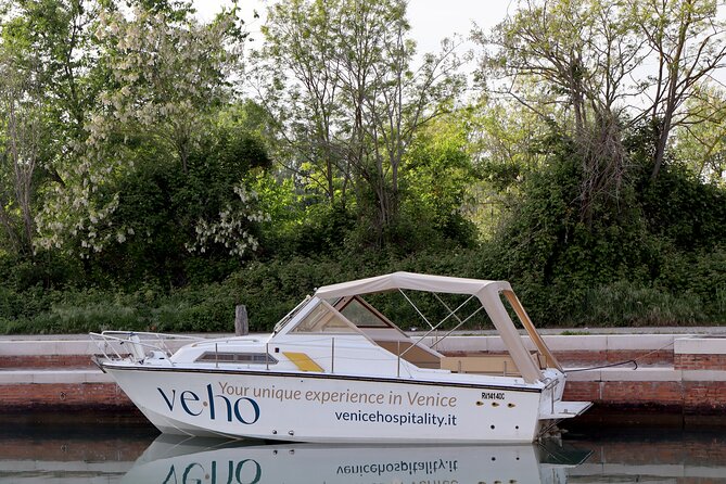 6-hour tour of Murano, Burano and Torcello by private boat - Overview of the 6-Hour Private Boat Tour of Murano, Burano, and Torcello