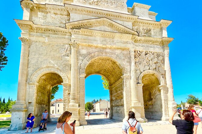 A day in Roman Provence Nîmes Orange Pont du Gard - Wrapping It Up