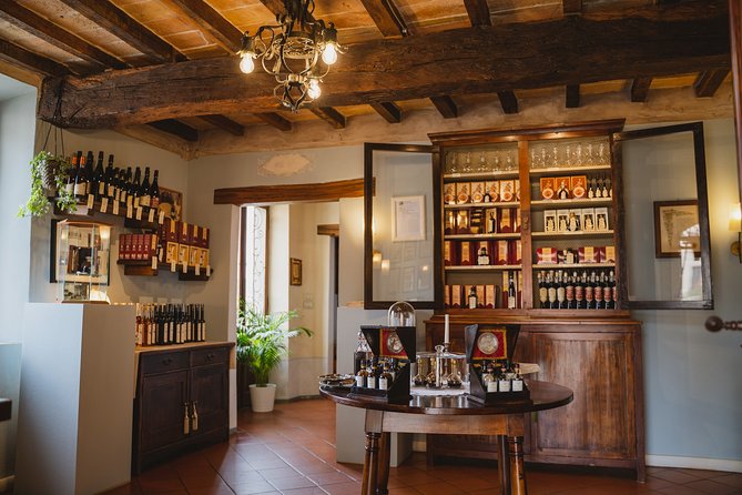 Acetaia Classica - Balsamic Vinegar Factory Tour & Tasting - Who Will Love This Tour?