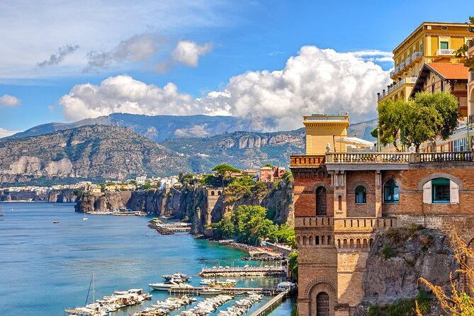 Amalfi Coast and Boat Trip from Rome - FAQ