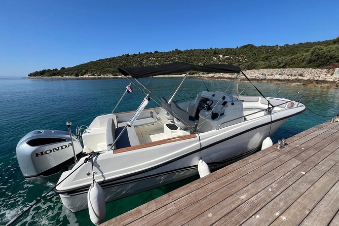 Blue Lagoon and 3 Islands Speedboat Tour from Trogir - FAQ