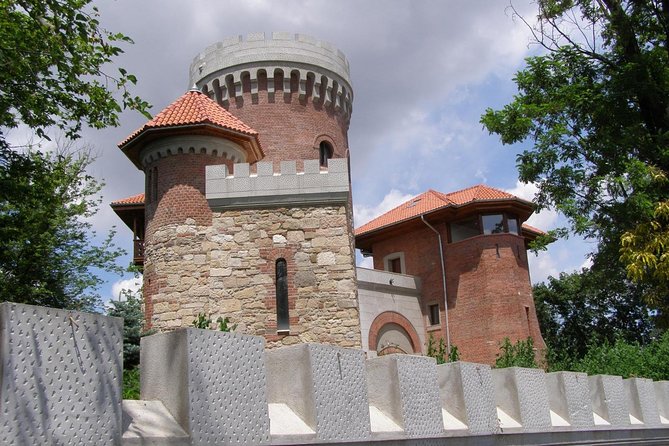 Bucharest Layover Tour (6 - Hour Private City Tour Between Flights) - The Sum Up