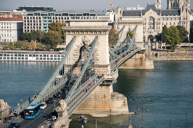 Budapest 3-Hour City Tour - Realistic Expectations Based on Reviews