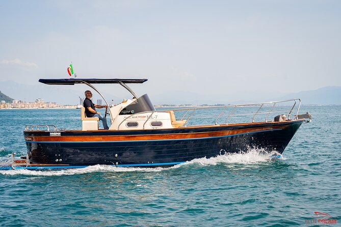 Capri Boat Tour for Small Groups - FAQ