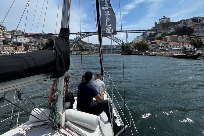 Charming tour of the Douro on a shared sailboat for up to 8 people - FAQ