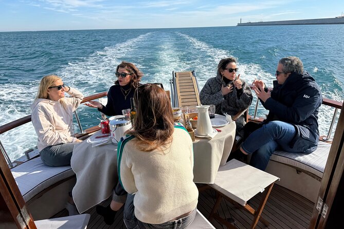 Chill and Sail in Valencia - FAQs