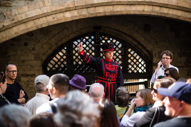 Crown Jewels of London Tour with River Cruise - FAQs