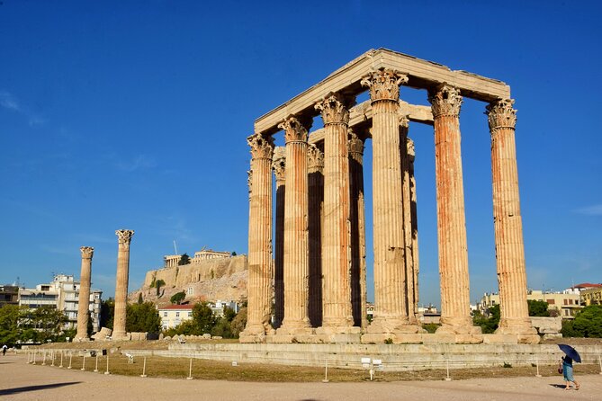 DISCOVER ATHENS IN 6HRS Private Tour BEST INTRODUCTION-FOR FIRST TIME VISITORS - Arco di Adriano: A Roman Gateway