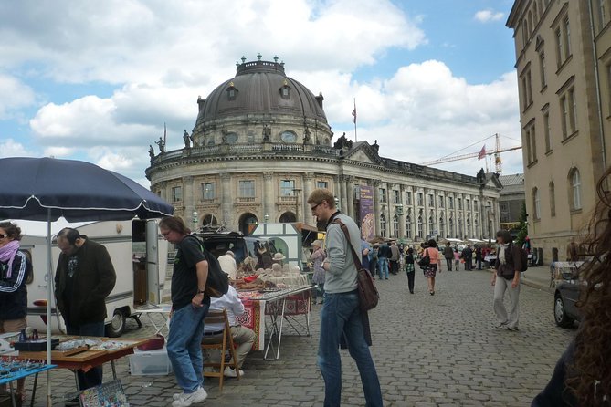 East Berlin History Tour with a Local Expert: 100% Personalized & Private - FAQ