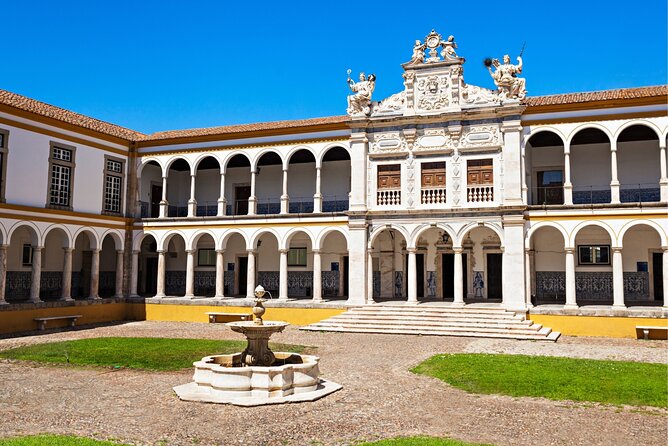 Évora Scavenger Hunt and Sights Self-Guided Tour - Why This Tour Works Well