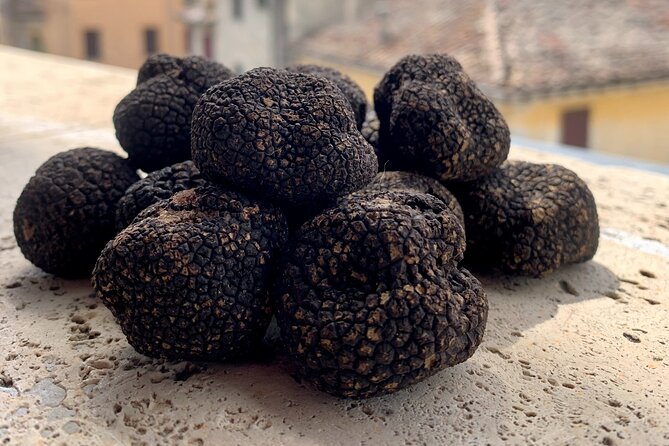 Exclusive Cooking Class: Pasta, Truffle, and Wine tasting - The Sum Up
