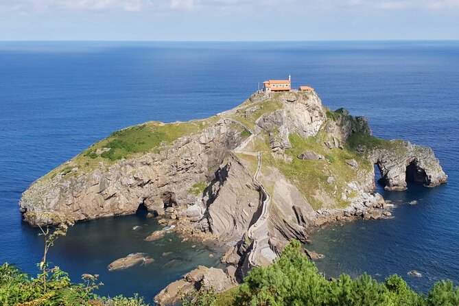 Gaztelugatxe, Mundaka and Gernika Tour from Bilbao - Who Should Consider This Tour?