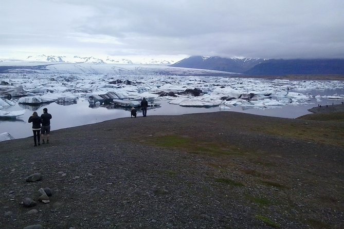 Glacier Lagoon Private Tour with Private Zodiac boat ride on the Iceberg Lagoon - FAQs