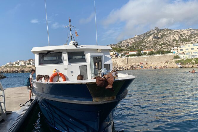 Group of 10 boat cruise on Marine Park of the Blue Coast & Island - Who Should Consider This Tour?