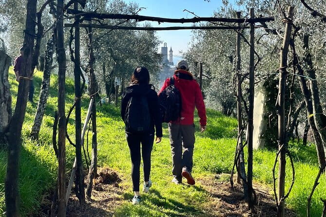 Horse ride in the Mugello (transfer from / to Florence) and Tuscan aperitif - FAQ