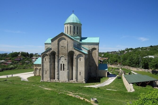 Kutaisi, Prometheus Cave and Wine tour - FAQ