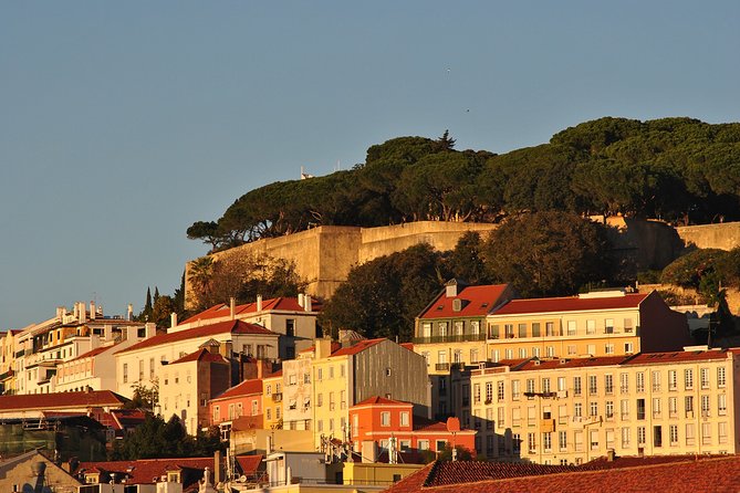 Lisbon Sunset Sailing Cruise with a Drink-2h Small Group Tour - Who Will Love This Tour?
