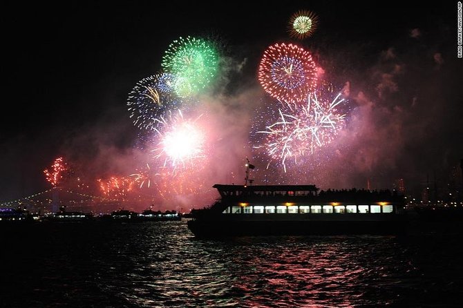 New Year's Eve dinner cruise & party on Bosphorus, Istanbul 2026 - FAQs