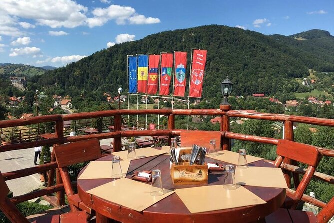 One Day Private Tour to Peles and Dracula Castles & Brasov City - Reviewer Insights