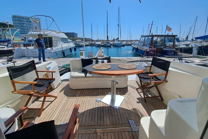 Porto: Luxury Yacht Tour of the 6 Bridges and Douro Natural Reserve - FAQ