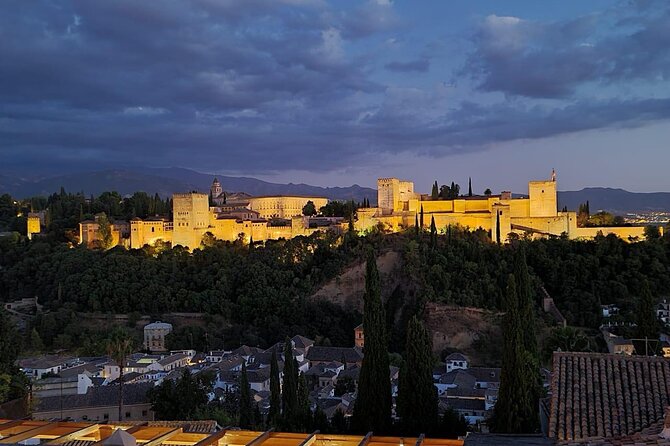 Private Night Tour of the Alhambra in Granada (includes tickets) - What Travelers Are Saying