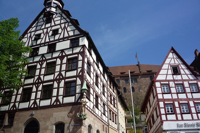 Private Nuremberg Harbor Transfer to Nuremberg City Center - FAQ