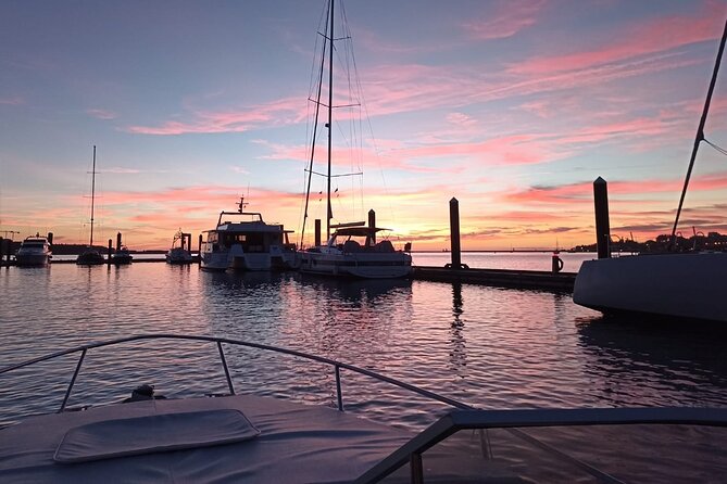 Private Tour 1h: Foz, Ribeira and Pte. D.luis, group price up to 6px - FAQs