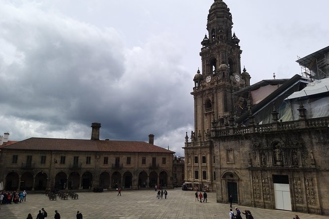 Private Tour to Santiago de Compostela and its stunning Cathedral - FAQs