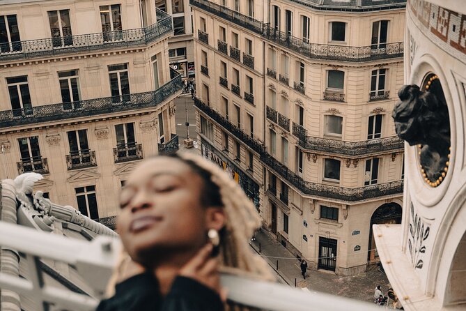 Professional Eiffel Tower Photo Tour with VOGUE Photographer - Frequently Asked Questions
