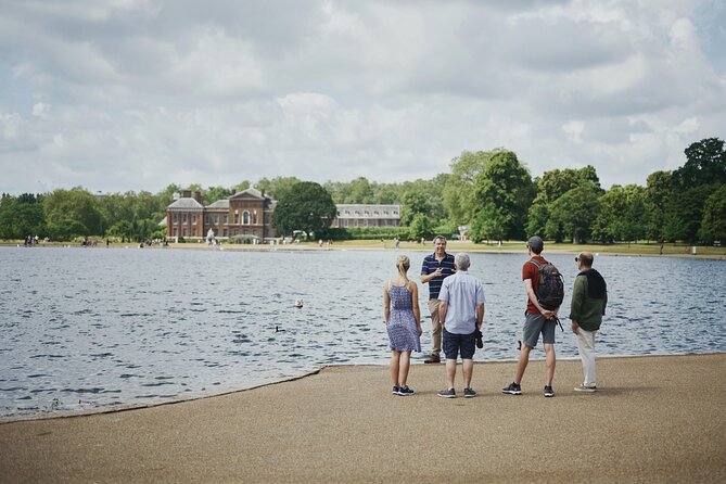 Royal Afternoon Tea & Walk at Kensington Palace - FAQ