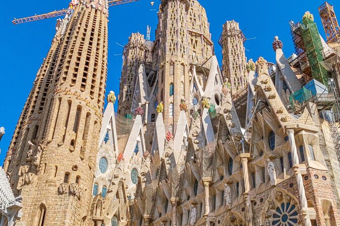 Sagrada Familia: Fast Track Guided Tour with optional Tower - Frequently Asked Questions