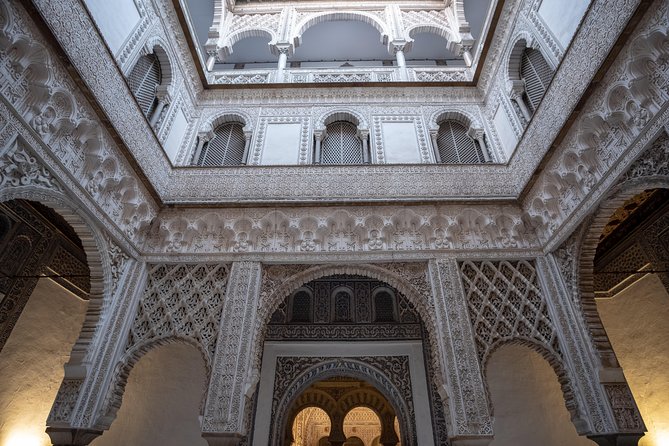 Seville Alcázar: Guided Premium Tour with Priority Entrance - Who Is This Tour Best For?