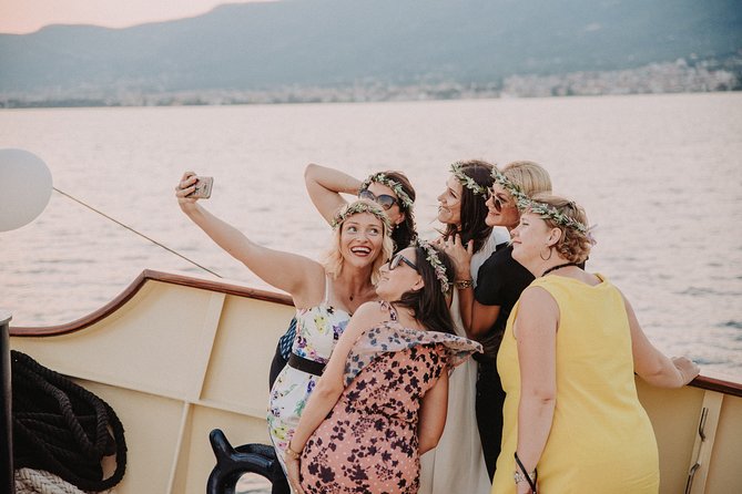 Split Sunset Cruise With Live Music - FAQ