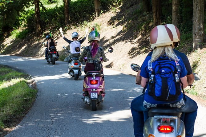 Tuscany Vespa Tour: Lunch & Wine Tasting, Countryside Roads - Who Should Consider This Tour?